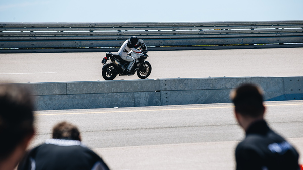 Triumph Tiger 1200GT Explorer Claims Guinness World Record For Greatest ...