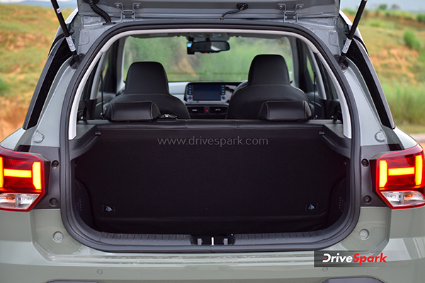 Hyundai Exter Review: Specs| Mileage| Features| Images| Driving ...