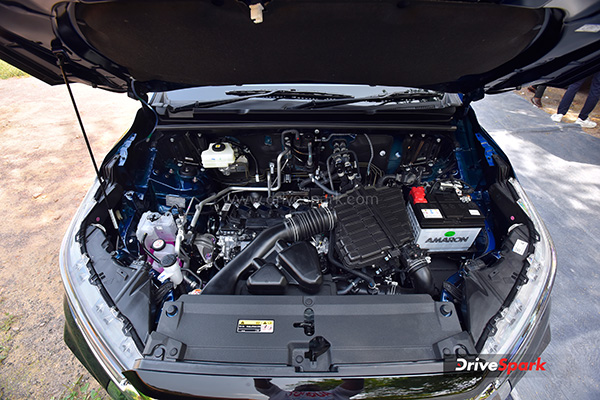 Maruti Suzuki Invicto First Drive Review: Driving Impressions| Specs ...