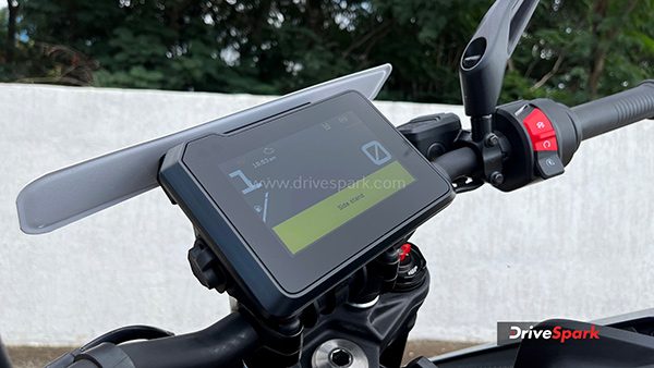 2024 KTM 390 Duke Review: Specs| Features| Riding Impressions| Images ...