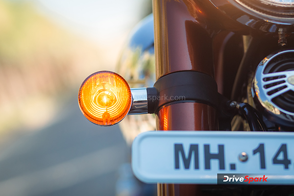 Jawa 350 Review (First Ride): Features, Design, Riding Impressions ...