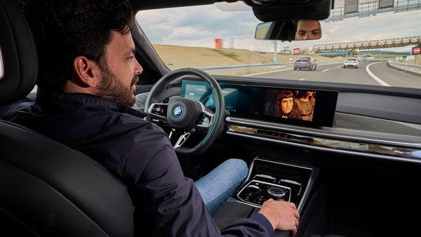 BMW to Introduce Eye Activation Technology for Lane Changes in 2024 ...