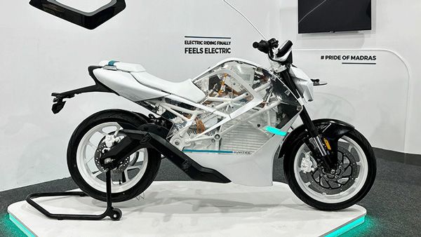 Raptee Electric Motorcycle: World's First High Voltage E-Two Wheeler ...