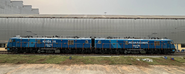 Indian Railways Chittaranjan Locomotive Works Flags Off Record 500th ...