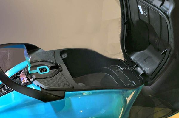 Bajaj Auto Introduces Affordable Chetak Electric Scooter Variant ...