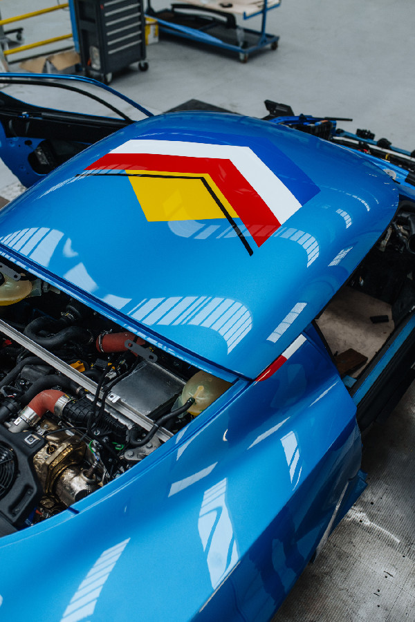 AGTZ Twin Tail Debuts At Lake Como: A New Era Of Coachbuilding ...