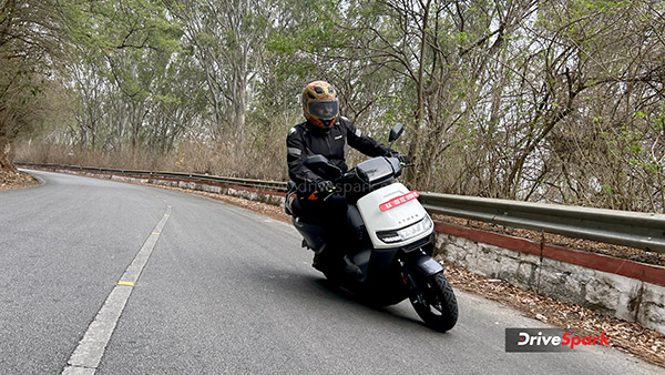 Ather Rizta Review: Riding Impressions| Specs| Range| Features| Images ...