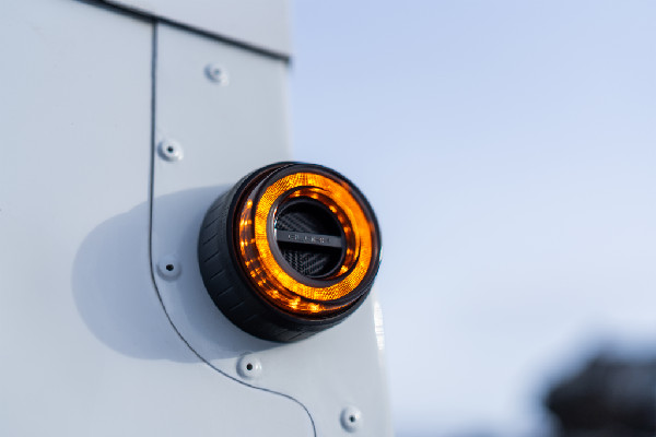 Glohh Unveils Innovative LED Taillights For Land Rover Defender ...