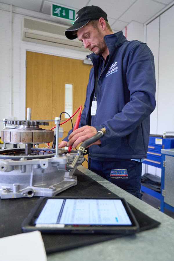 Hyundai Motor UK Announces 2024 Skills Olympics Champion - DriveSpark News