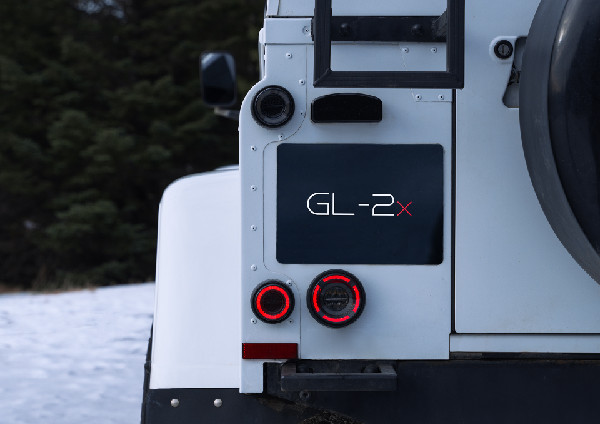 Glohh Unveils Innovative LED Taillights For Land Rover Defender ...