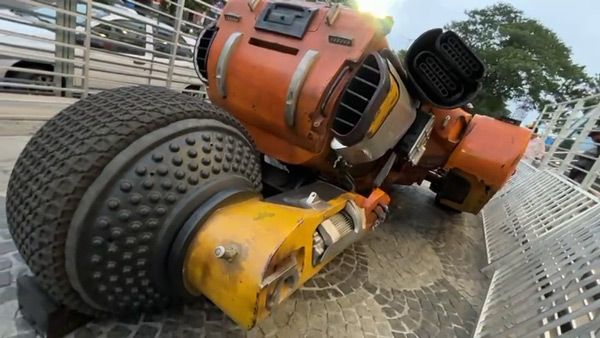 Kalki 2898 AD's Bujji: A Sci-Fi Electric Vehicle Concept Car ...