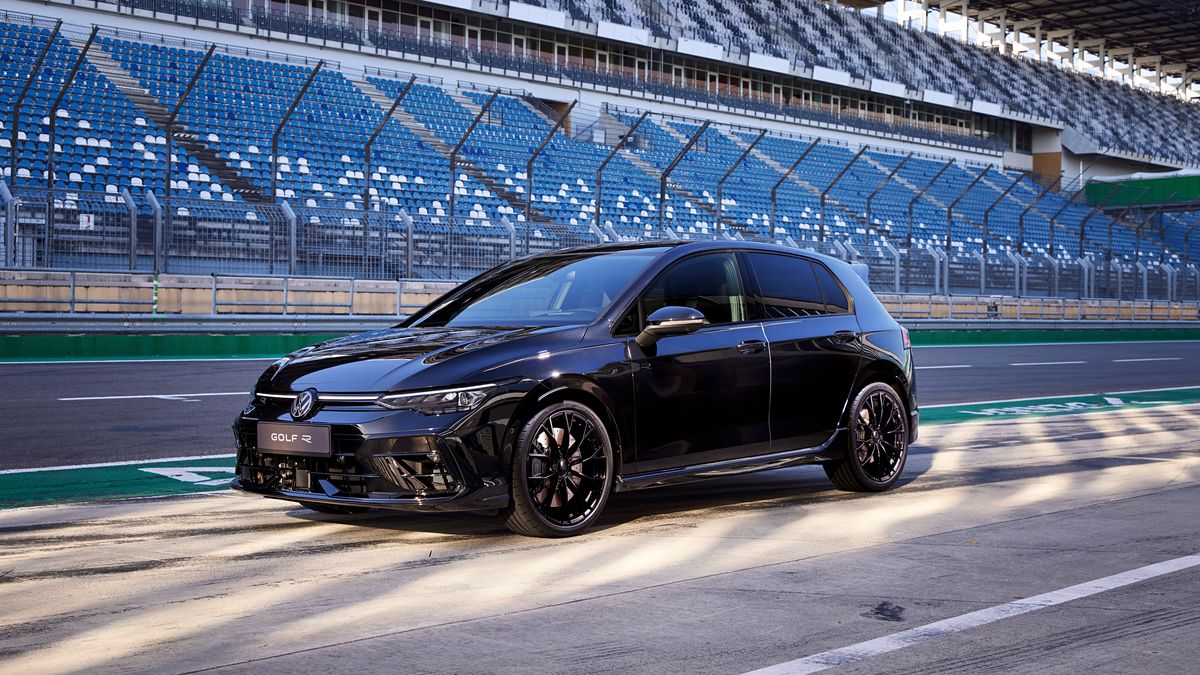 Volkswagen Unveils New Golf R Models: The Most Powerful Yet ...