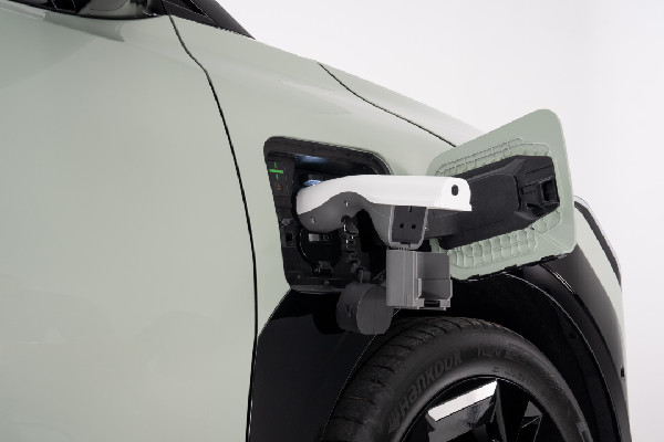 Kia EV3 UK Pricing And Specifications Revealed: A Closer Look ...