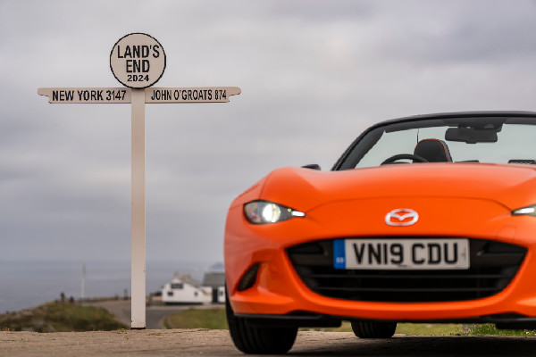 Mazda MX-5s Achieve UK Drive Landmark On 100% Sustainable Fuel ...