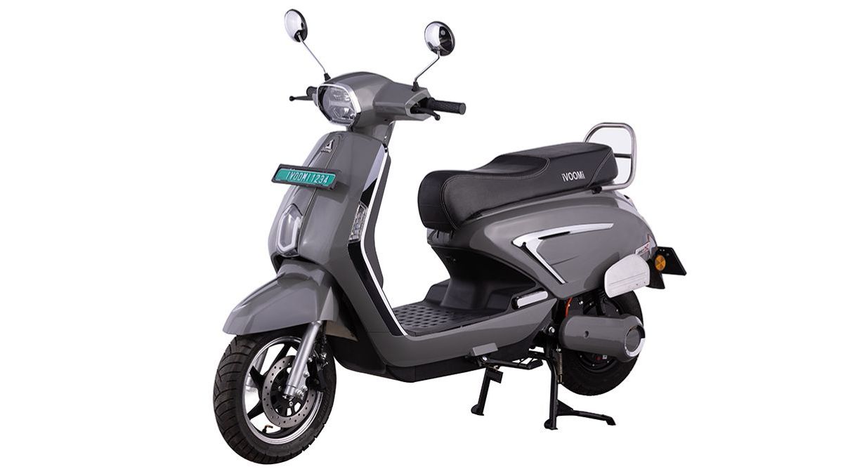 IVOOMi Launches JEETX ZE Electric Scooter With 3 KWH Battery At Rs ...