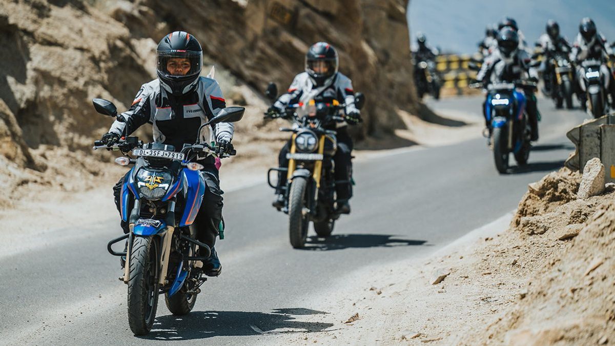 Indian Army's Women Bike Rally Celebrates Kargil Vijay Diwas ...