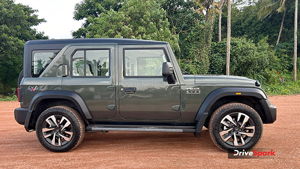 Mahindra Thar Roxx First Drive Review | Powertrain | Handling | Design ...