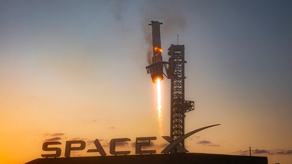 SpaceX Achieves Milestone With Successful Reusable Rocket Test - DriveSpark