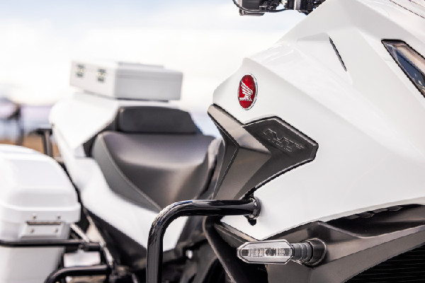 Honda Unveils New NT1100 Police Motorcycle For Law Enforcement - DriveSpark News