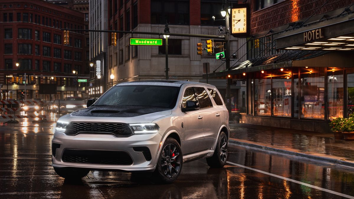 Dodge Extends Production Of HEMI-Powered Durango Models Into 2025 ...