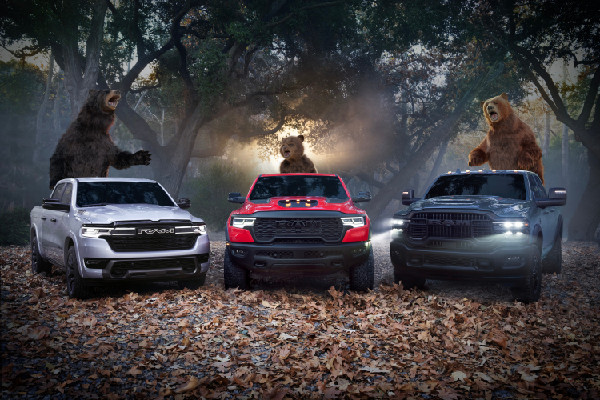 Glen Powell Stars In Ram Brand's Goldilocks Big Game Commercial ...