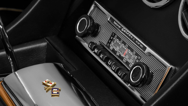 World Radio Day: Celebrating the Legacy of Car Radios - From AM To ...