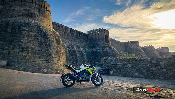 Hero Xtreme 250R Review (First Ride) - Riding Impressions| Specs ...
