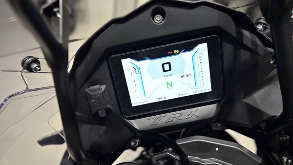 2025 Benelli TRK 502 And TRK 502X Launched In India - Specs, Prices ...