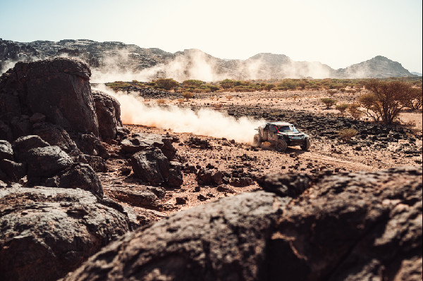 Dacia Sandriders Prepare For South African Safari Rally Adventure ...