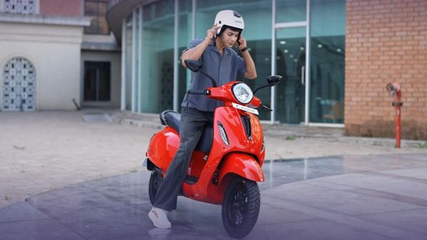 Bajaj Chetak 3001: Top 5 Highlights You Must Know - DriveSpark News