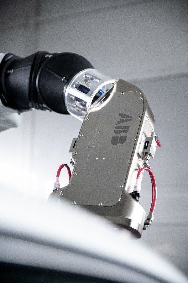 ABB's PixelPaint Technology Chosen For DS Automobiles' DS N°8 ...