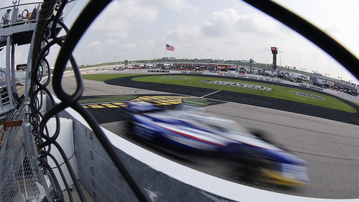 Honda Achieves Front Row Lockout For Iowa Race 2 - DriveSpark News