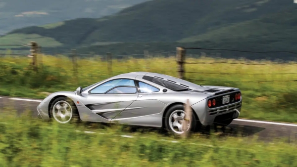 McLaren F1 Once Owned By Larry Ellison Expected To Fetch $23 Million At ...