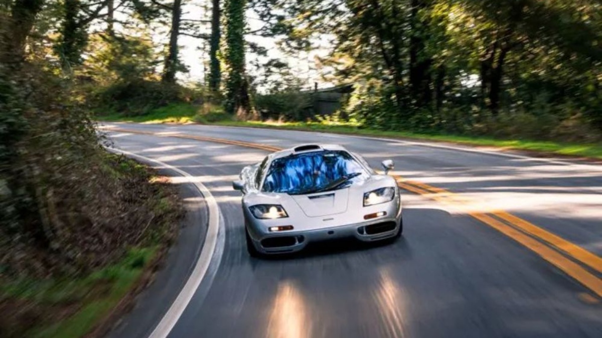 McLaren F1 Once Owned By Larry Ellison Expected To Fetch $23 Million At ...