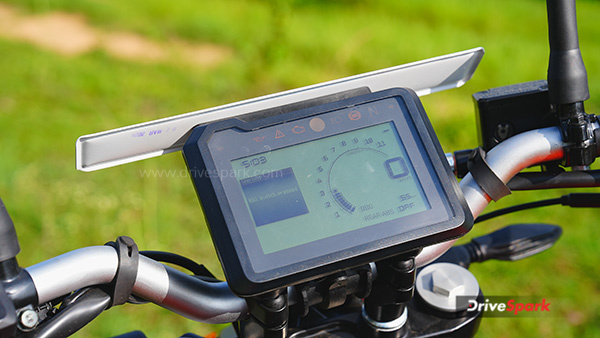 KTM 160 Duke Review: The New Leader In 160cc Motorcycles - Riding ...