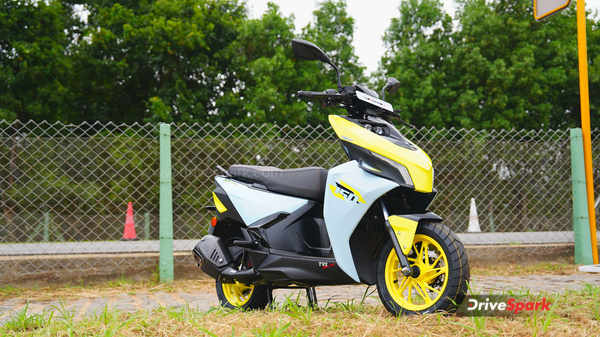 TVS NTorq 150 First Ride Review: Riding Impressions| Specs| Features ...