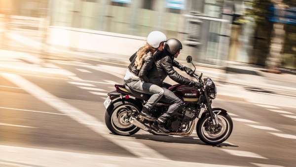 2026 Kawasaki Z900RS Revealed With IMU, Ride-By-Wire, Cruise Control ...