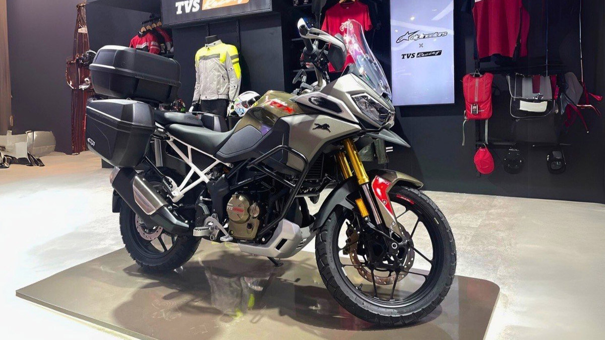 TVS Apache RTX 300 To Launch On 15th October - Expected Price, Specs ...