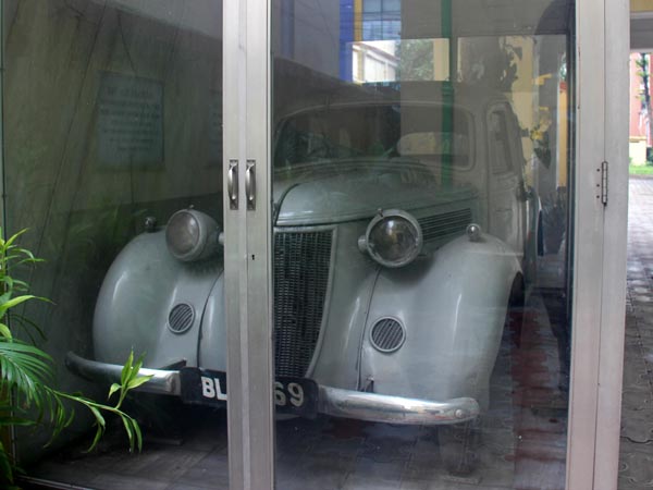 Car used Netaji Subhash Chandra Bose being restored by family - Kannada ...