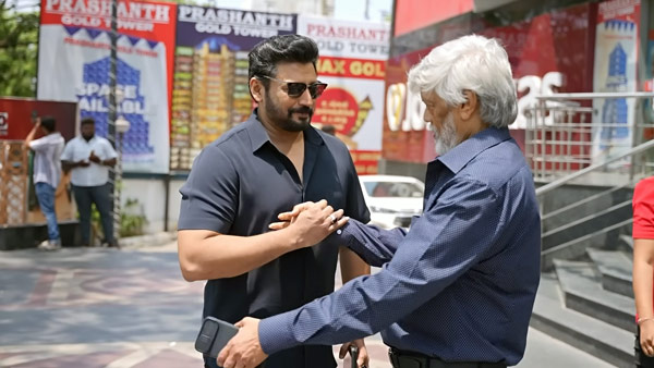 ಖ್ಯಾತ ನಟನಿಗೆ 51ನೇ ಹುಟ್ಟುಹಬ್ಬದ ಸಂಭ್ರಮ: ಪ್ರೀತಿಯ ಮಗನಿಗೆ ತಂದೆಯಿಂದ ರೂ.1.30 ...