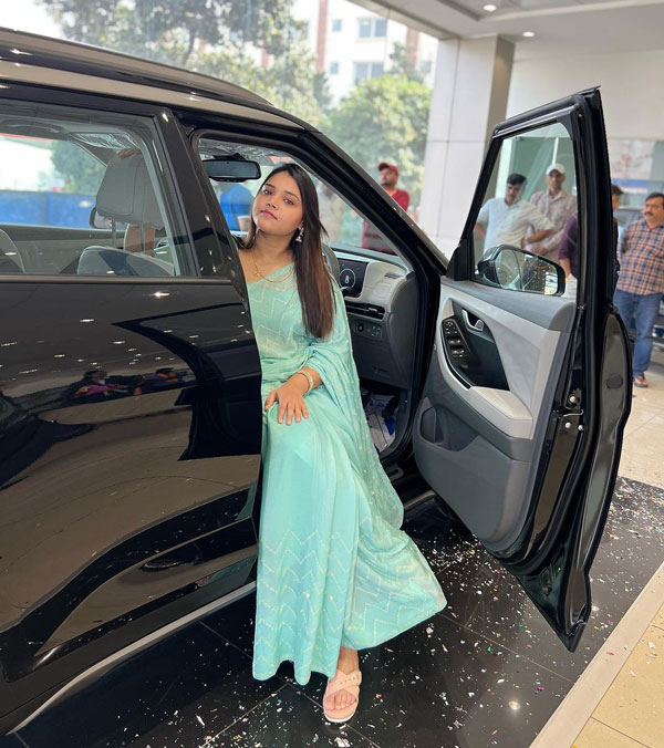 Divya Vasantha: ಇಡೀ ರಾಜ್ಯವೇ ಖುಷಿ ಪಡೋ ಸುದ್ದಿ ಕೊಟ್ಟ ದಿವ್ಯ ವಸಂತ ಬಳಿಯಿರುವ ದುಬಾರಿ ಕಾರು ಯಾವುದು? ಬೆಲೆ ...