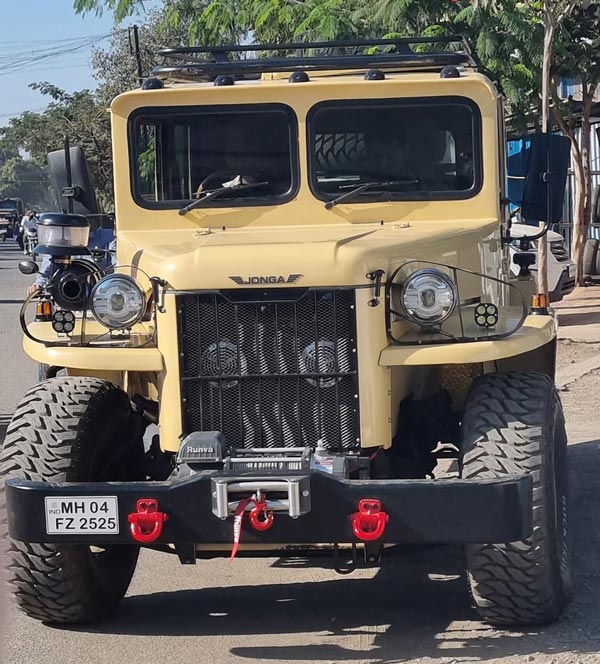 കണ്ണഞ്ചിപ്പിക്കുന്ന പരിവർത്തനം! Nissan Jonga ആയി രൂപം മാറി Mahindra ...