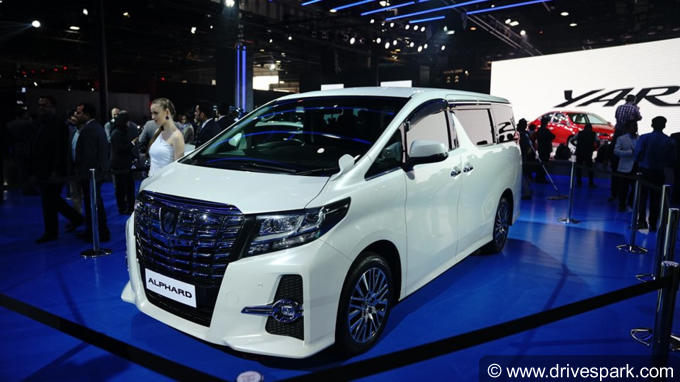 Toyota Alphard Images [HD]: Toyota Alphard Interior & Exterior Photo ...