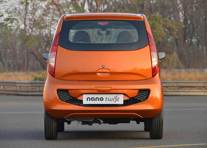 Tata Nano Images [HD]: Tata Nano Interior & Exterior Photo Gallery ...