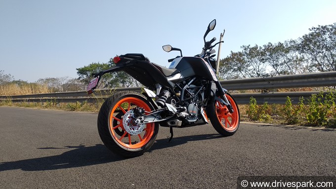KTM Duke 125 Images [HD]: Photo Gallery of KTM Duke 125 - DriveSpark