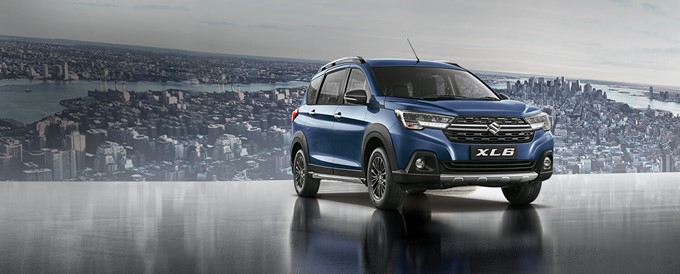 Maruti XL6 Images [HD]: Maruti XL6 Interior & Exterior Photo Gallery ...