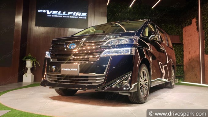 Toyota Vellfire Images [HD]: Toyota Vellfire Interior & Exterior Photo ...