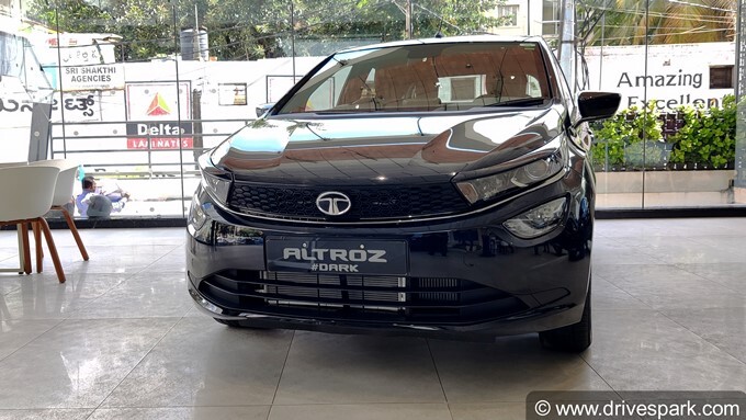 Tata Altroz Dark Edition Images [HD]: Tata Altroz Dark Edition Interior ...