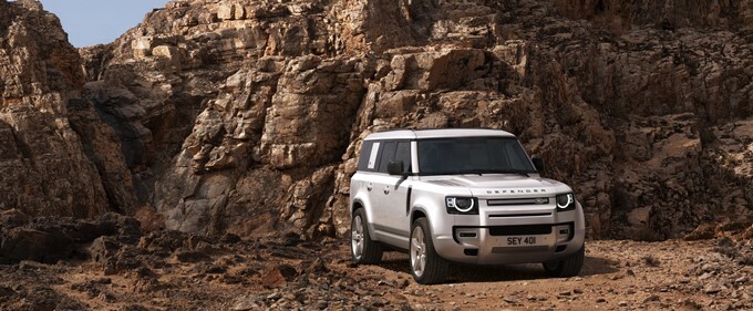 Land Rover Defender 130 Images [HD]: Land Rover Defender 130 Interior ...