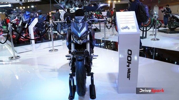 2023 QJMotor SRK400 Images [HD]: Photo Gallery of 2023 QJMotor SRK400 - DriveSpark